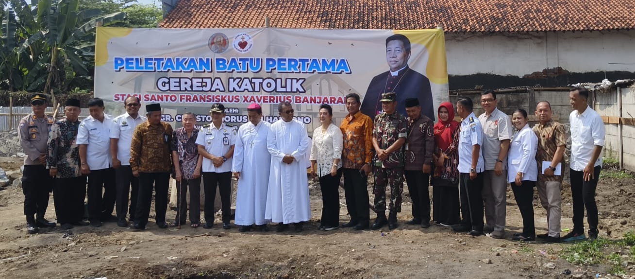 Peletakkan Batu Pertama di Stasi St. Fransiskus Xaverius Simbol ...